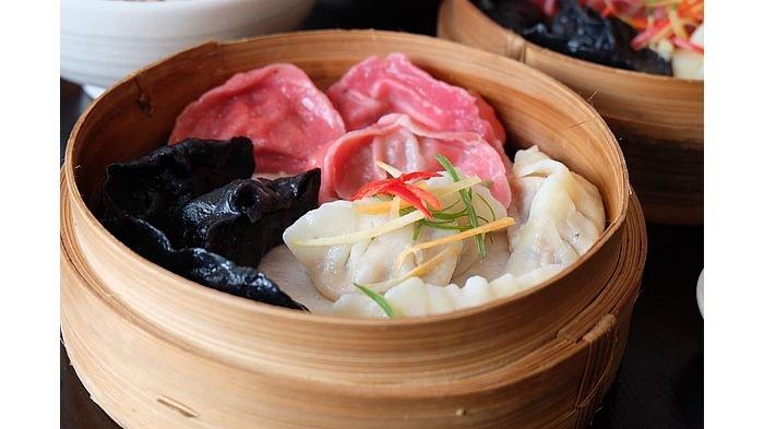 Uniknya Tiny Dumpling Hadirkan Jenis Dim Sum dari Buah Naga dan Arang ...