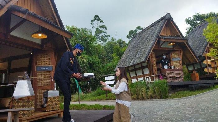 Objek Wisata Dusun Bambu Berubah Jadi Restoran Outdoor Terbesar Akibat ...