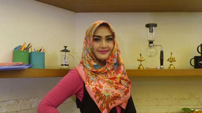 Inilah Kisah Eddies Adelia dan Bilik Asmara - Tribunjabar.id