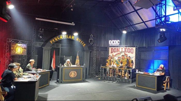 Usung Warna Band Baru dan Lebih Segar, Don Lego Diseret Ke Persidangan ...