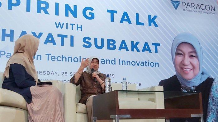 Kisah Sukses Nurhayati Subakat, Pioner Pendiri Kosmetik Halal Wardah, Emina, Make Over ...