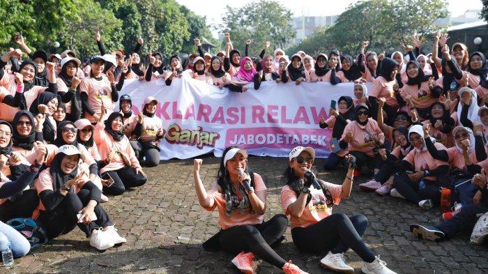 Emak-emak Pendukung Ganjar Pranowo Ingatkan Perempuan Harus Bebas Tentukan Pilihan di Pilpres ...