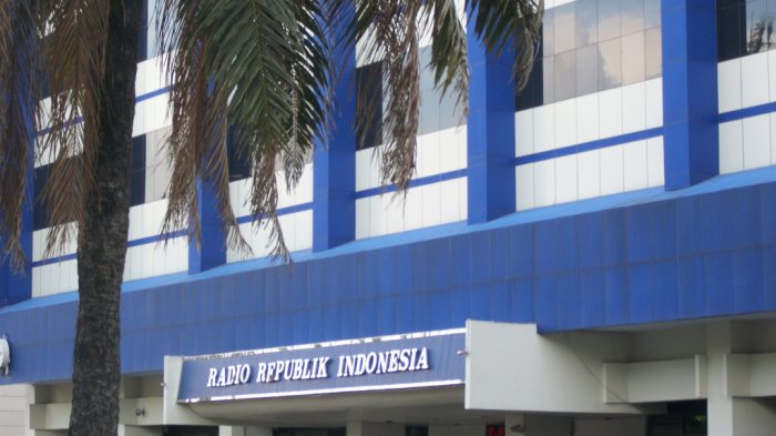 Hari Ini Tepat 72 Tahun yang Lalu, Radio Bersejarah di Indonesia ...