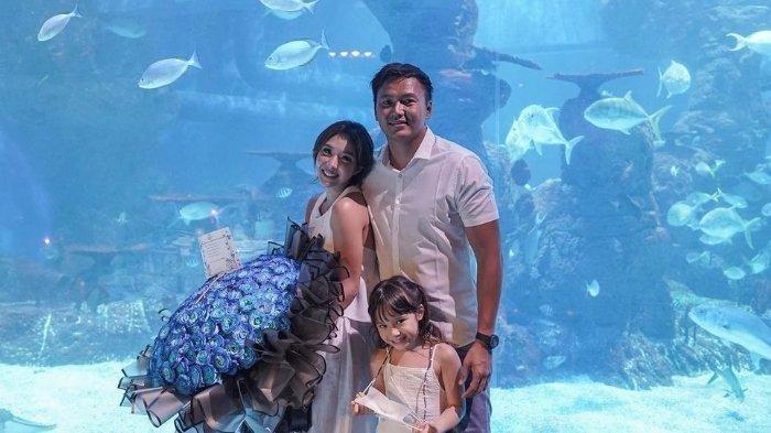 Gisel Umumkan Putus, Wijin Unggah Nyanyi Bareng Gading Marten Lagunya Pergilah Kasih ...