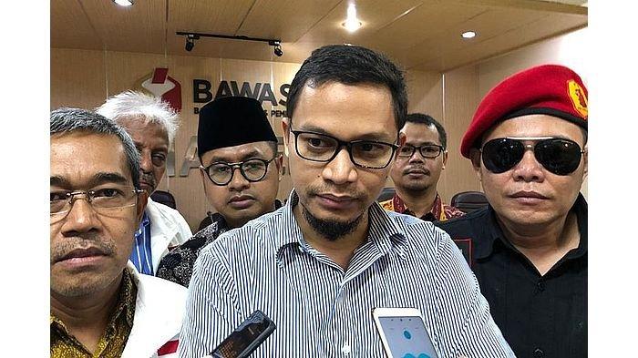 Hanafi Rais, Anak Amien Rais, Keluar dari PAN, Mundur dari DPR, Marah ...