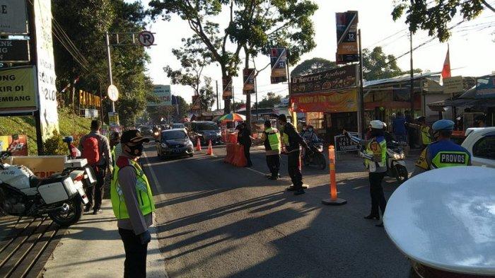 Hari Ini Arus Lalu Lintas Menuju Lembang Ramai Lancar, Siap-siap Besok ... Hari Ini Arus Lalu Lintas Menuju Lembang Ramai Lancar, Siap-siap Besok ...
