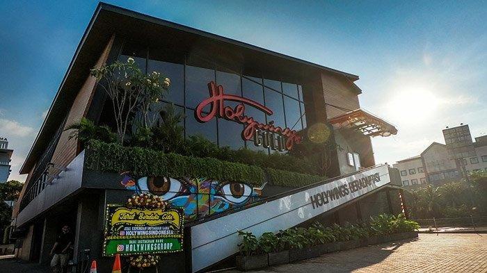 SOSOK Pemilik Holywings, Ada Artis & Pengacara, Heboh Promo Gratis ...