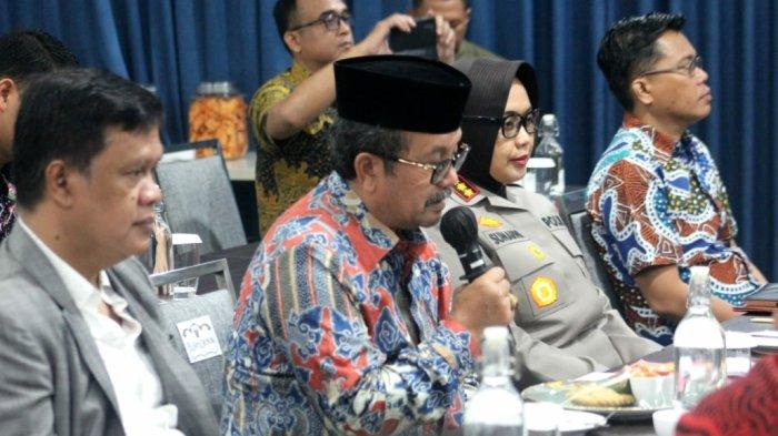 Pemkab Cirebon Evaluasi Kinerja dan SDM ASN, Imron Roasi Ajak ... Pemkab Cirebon Evaluasi Kinerja dan SDM ASN, Imron Roasi Ajak ...