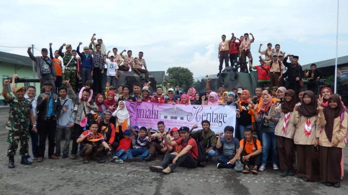 Serunya Naik Ranpur Meriam GS 105 Saat Jelajah Sejarah Pusdik Armed ...