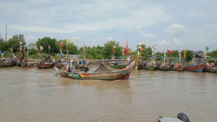 Cerita Nelayan Mundu Cirebon yang Nekat Mudik Lewat Laut, Ongkos Bus ...
