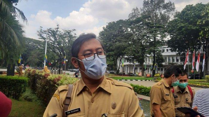 DPU Kota Bandung Terus Mengeruk Sedimentasi di Titik-titik yang Sering ...