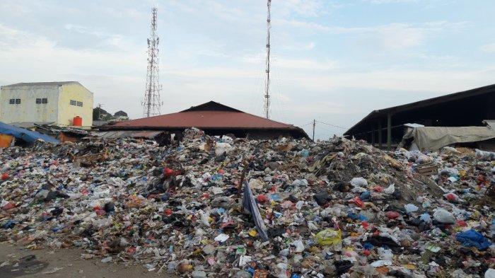 Sampah di Pasar Gedebage Menggunung, Perumda Pasar Juara Sebut Bukan Sampah Pasar tapi Warga ...