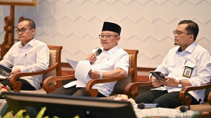 Soal Wisuda Siswa, Mendikdasmen Tak Sepaham dengan Dedi Mulyadi: Boleh, Selama Tak Memberatkan ...