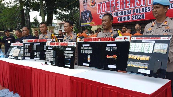 13 Tersangka Penyalahgunaan Narkoba di Subang Diciduk Polisi, Puluhan Gram Sabu dan Ganja Disita ...