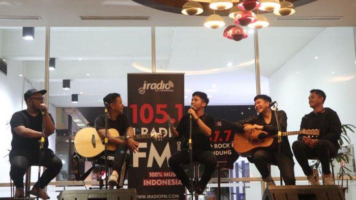 Biasa Manggung dengan Band Berbeda, Yusuf Ubay Mengaku Nyaman Jadi ...