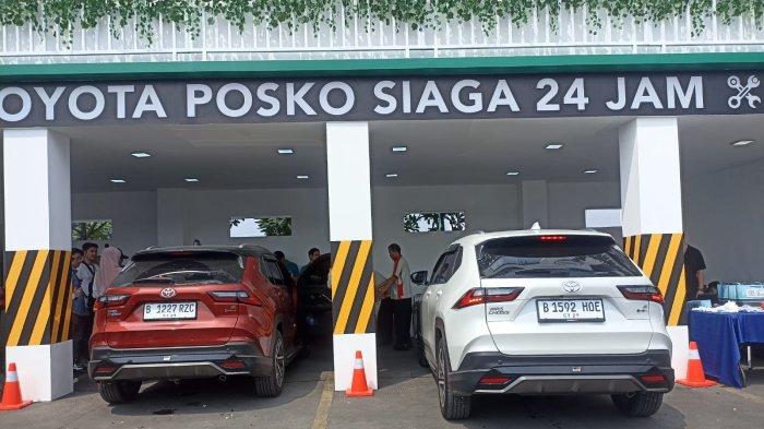 Cek Kondisi Mobil di Posko Mudik TAM Rest Area KM 57 Tol Jakarta ...