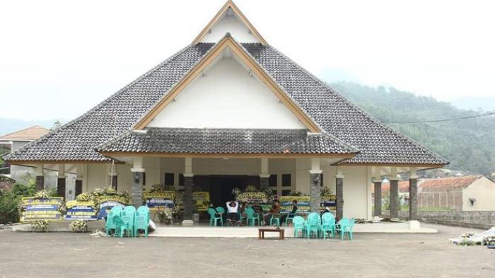 Pesantren Budaya Giri Harja, Bertekad Lahirkan Asep Sunandar Baru ...