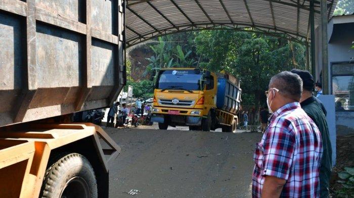 Pengelolaan Sampah di TPA Sarimukti Dikabarkan Normal Mulai Besok, Alat Berat Sudah Dapat BBM ...