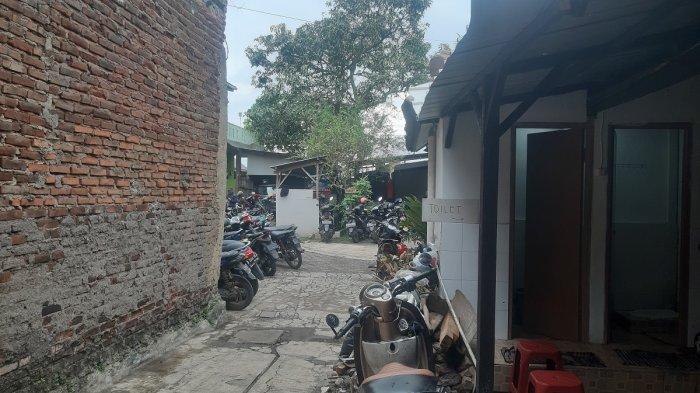 Pemprov Tak Masalah Ada Parkir Partikelir di Sekitar Masjid Al Jabbar ... Pemprov Tak Masalah Ada Parkir Partikelir di Sekitar Masjid Al Jabbar ...