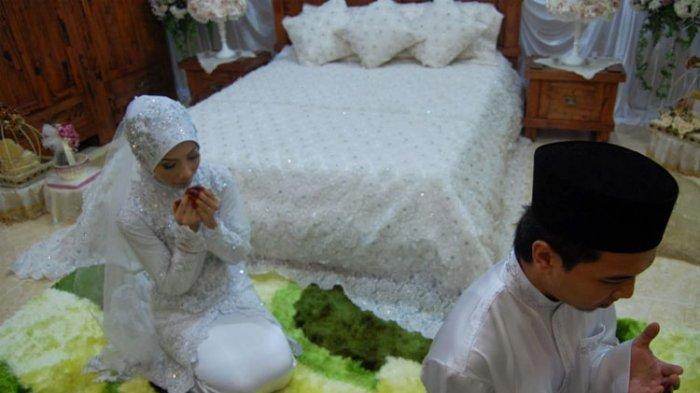 Berhubungan Intim Suami Istri agar Berpahala, Amalkan Adab ini Lengkap dengan Bacaan Doa dan ...