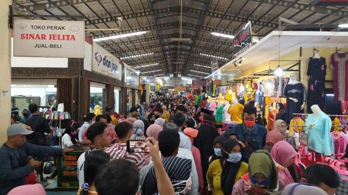 Hari Pertama PSBB Jilid Dua Kabupaten Sukabumi, Pasar Palabuhanratu ...