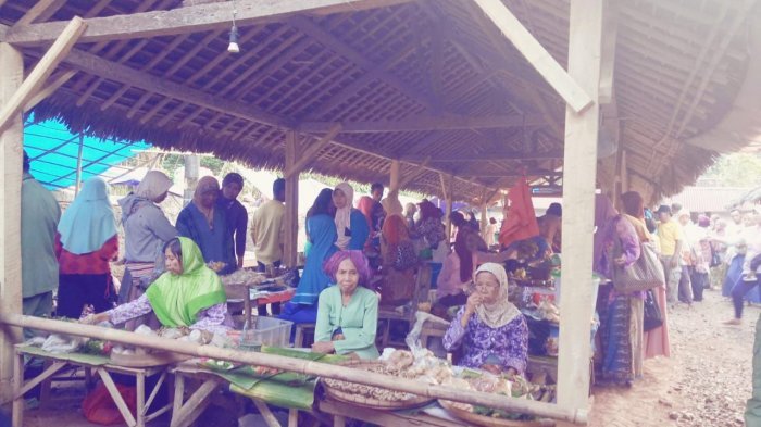 Ada Cerita Rakyat di Balik Berdirinya Pasar Senin Pahing di Pati ...