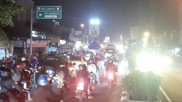 Pemudik Motor Padati Jalur Pantura Hingga 4 Km, Arus Menuju Jakarta Semalam Merayap - Tribunjabar.id