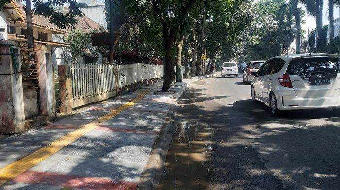 Demi Komunitas Dilan, Beberapa Titik Trotoar di Kota Bandung Diperbaiki ...