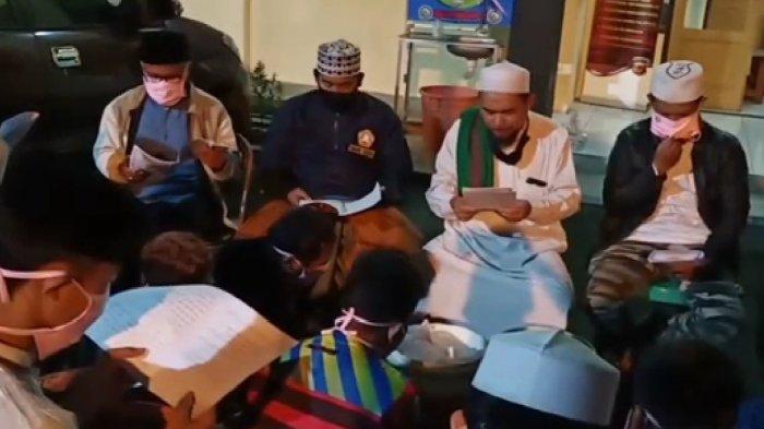 Polisi Gerebek Tempat Penjualan Miras di Kota Tasikmalaya, Ternyata di Dalamnya Ada Ini ...