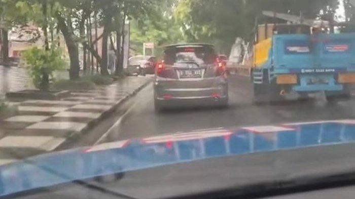 Viral Video Polisi Kejar Mobil Honda Jazz Ugal-ugalan, Pakai Pelat Palsu, Ini Pengakuan ...