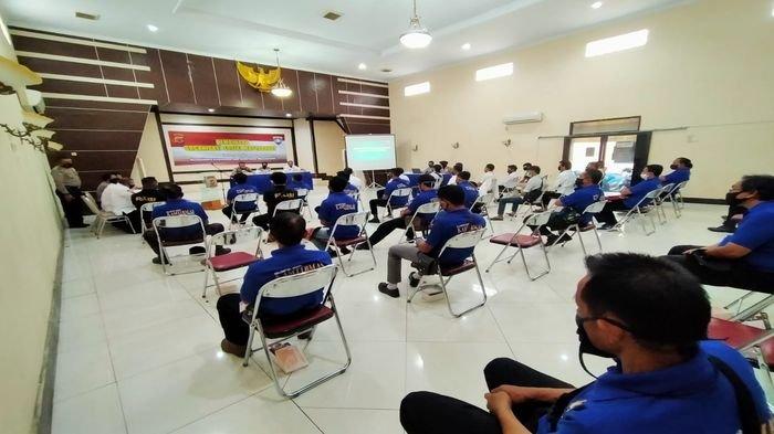 Polres Subang Gelar Pembinaan Orsosmas, Juga Dibahas Soal Dasar-dasar ...