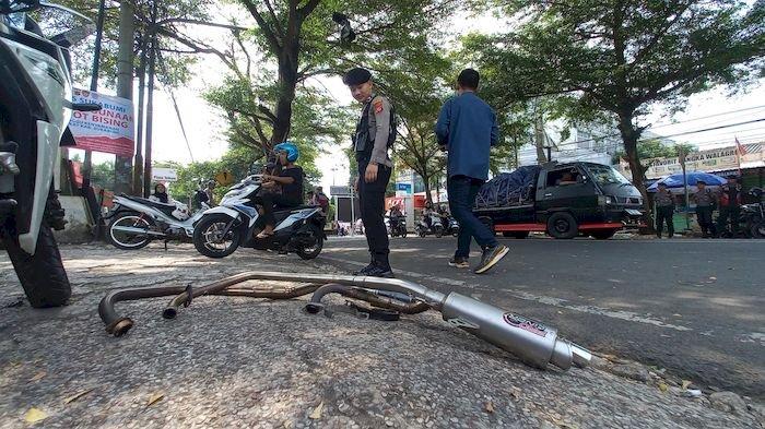 Razia Knalpot Brong di Kabupaten Sukabumi, yang Ketahuan Wajib Ganti Knalpot di Tempat ...