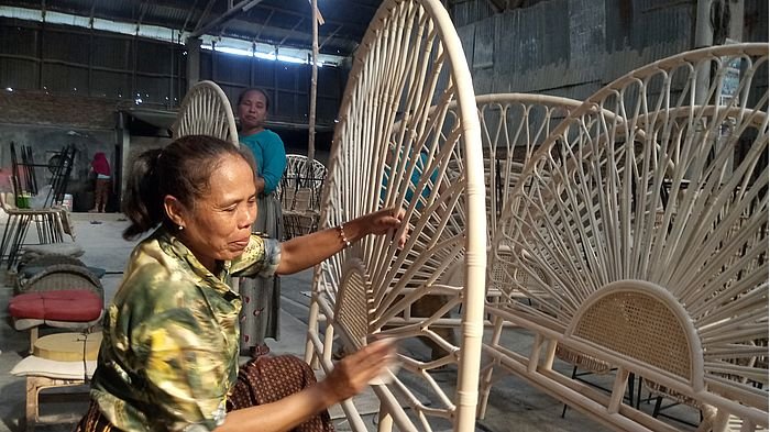 Rotan Khas Cirebon Dijual Hingga ke Eropa, Penjualan Pun Meningkat 20 ...