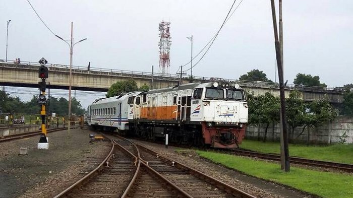 Ini Jadwal Baru Keberangkatan Kereta Api Lokal Bandung Raya ...