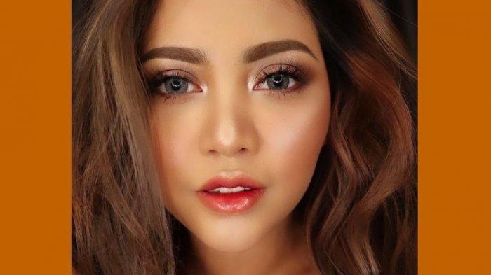 Rachel Vennya Jadi Trending Topic Gara-gara Unggah Foto Tanpa Hijab ...