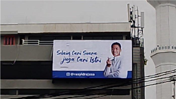 Ada Baliho Rasyid Rajasa “Cari Istri” di Bandung, Seriusan ...