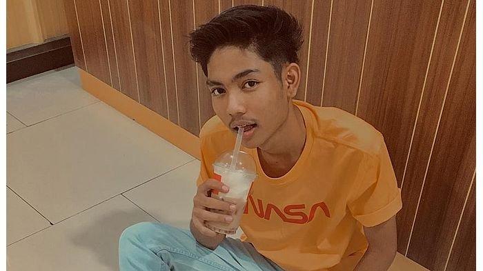 5 Hal Menarik Tentang Sandy Saputra, Kreator TikTok yang Kini Lebih ...