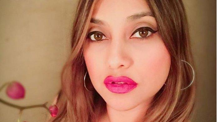 Milenial Cenderung Tak Mengenal Sarah Azhari, Padahal Dia Bukan Orang ...