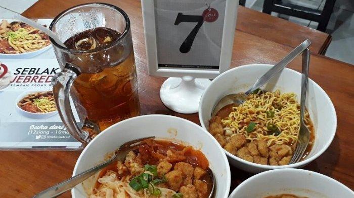 Ini Tiga Rekomendasi Seblak Favorit di Bandung, Isinya Melimpah ...