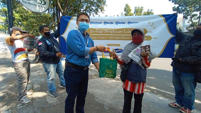 PT Diamond Cold Storage dan Tribun Jabar Bagi-bagi Bingkisan Lebaran ...