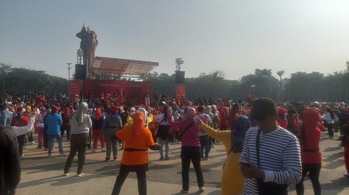 Sosialisasikan Ganjar Capres 2024, Relawan Sobat OnSu Gelar Dance ...