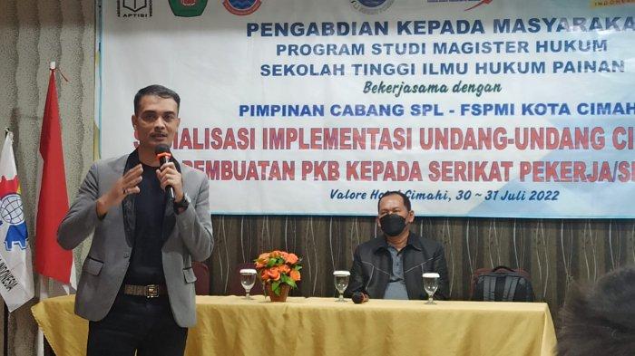 STIH Painan Bahas Implementasi PKB Pascapenetapan UU Cipta Kerja ...