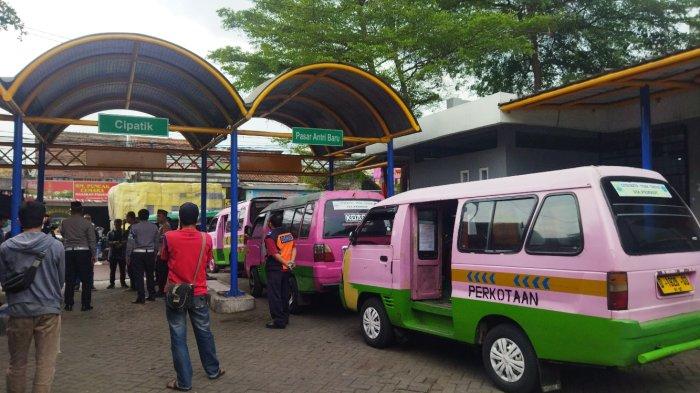 Dampak Kenaikan BBM Sudah Dirasakan Sopir Angkot di Cimahi, Pengeluaran ...
