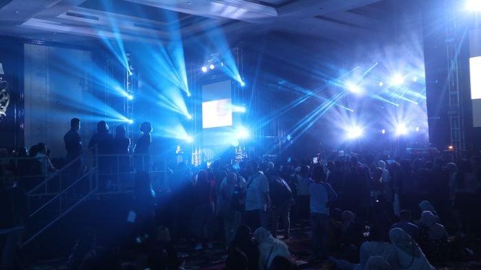 Ramainya Perayaan Tahun Baru di Trans Convention Center, Rossa dan ...