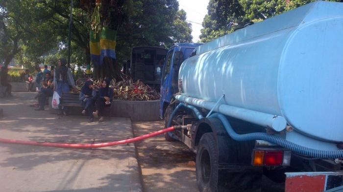 Musim Kemarau, 17 Unit Tangki Air Bersih Disiapkan PDAM Tirtawening ...