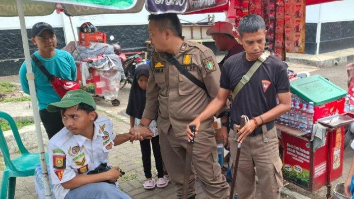 Tawuran Antar Pelajar STM di Lapangan Merdeka Sukabumi, Terjadi Siang ...