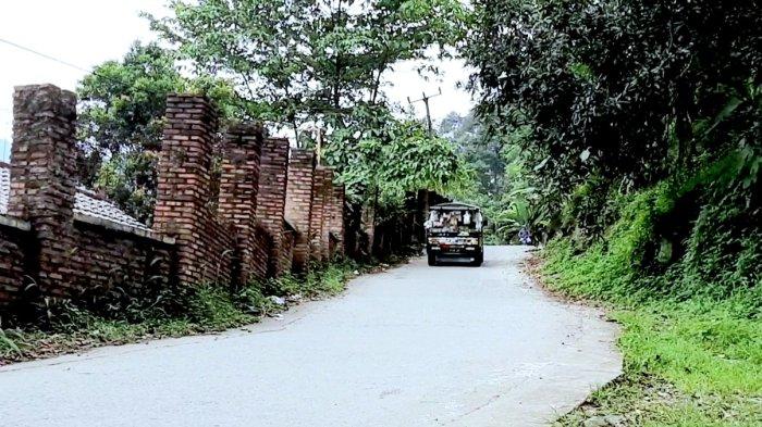 SAAT Tentara Kostrad Turun ke Jurang Evakuasi Korban Kecelakaan Bus Elf ...