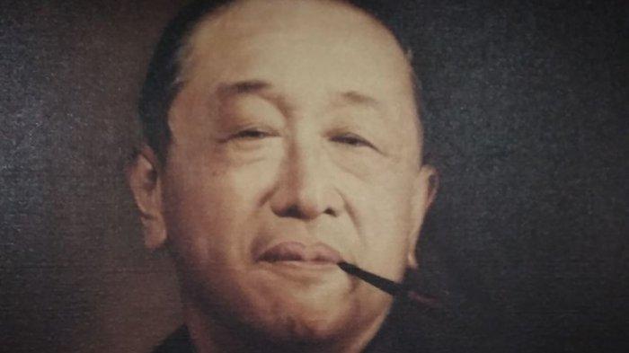 Tirto Utomo Sang Penemu Aqua, Bisnisnya Terinspirasi dari Peristiwa Ini ...