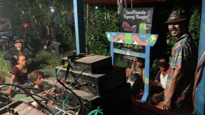 Kisah Seniman Topeng Banjet di Karawang, Jatuh Cinta kepada Sinden dan ...