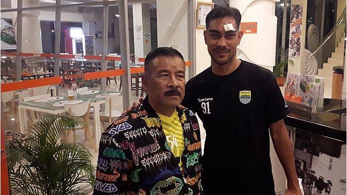 Kata Omid Usai Terluka Akibat Kena Pecahan Kaca Bus Persib Bandung yang ...
